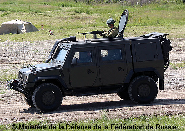 Iveco-Kamaz "Lynx" avec mitrailleuse de 12,7 mm Kord - Esprit de Valmy, anciennement Servir ...